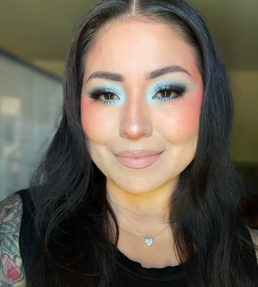 Blue Eyeshadow: 10 Mesmerizing Looks For Any Occasion - Trimatize Beauty
